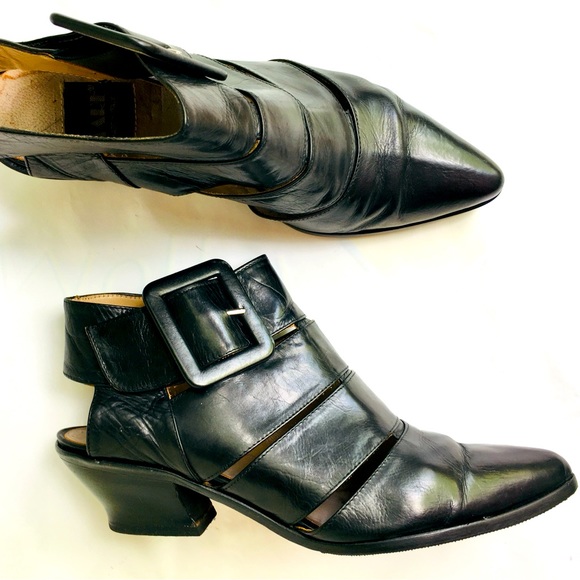 Mare | Shoes | Mare Black Strappy Pointed Toe Low Heel Leather Sandals ...